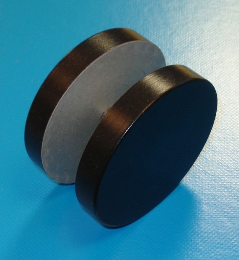 Welding plates, teflon coated, D=73mm, with center screw. For mounting ...